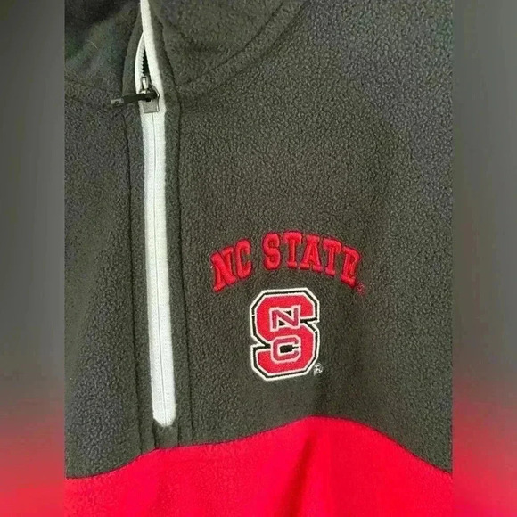 Knights Apparel | Shirts | Nc State Grey And Red Sweatshirt Mens Xl ...